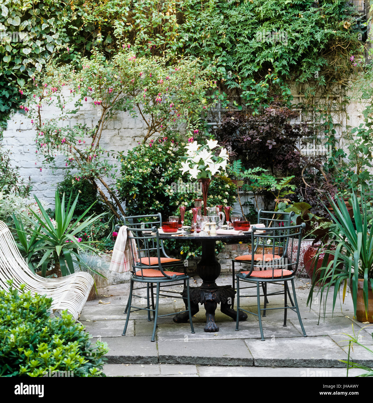 Back place hi-res stock photography and images - Alamy