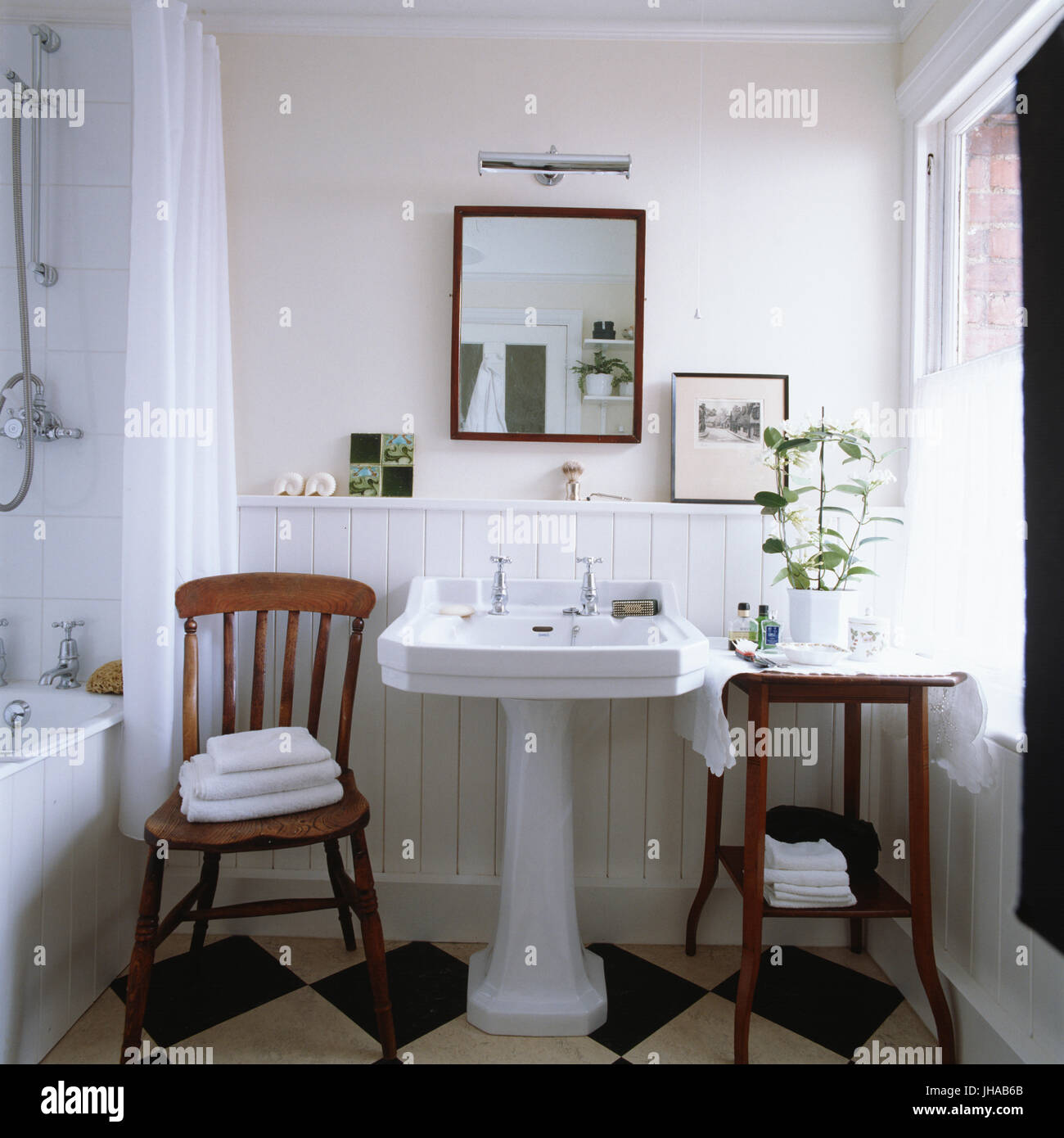 Bathroom furniture hi-res stock photography and images - Alamy