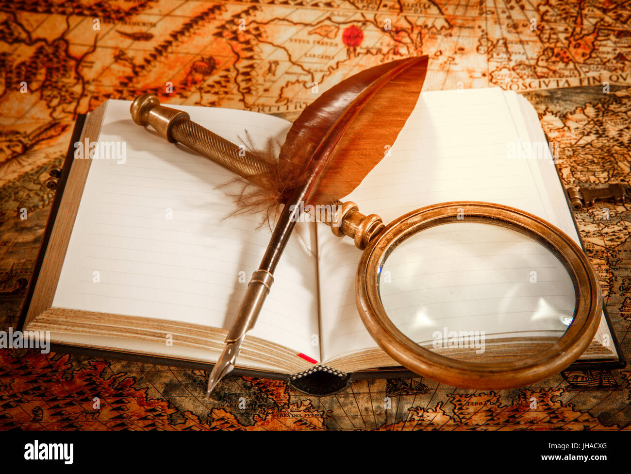 Magnifying glass old book hi-res stock photography and images - Alamy