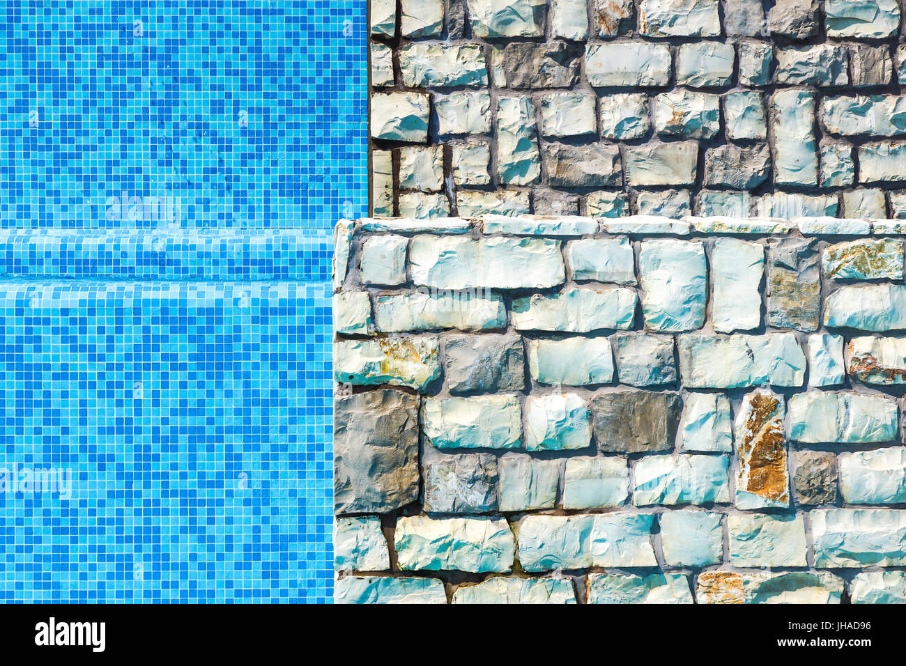 Square home facade concrete hi-res stock photography and images - Alamy