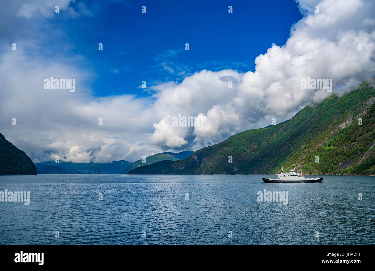 Ferries cross aerial footage beautiful hi-res stock photography and ...