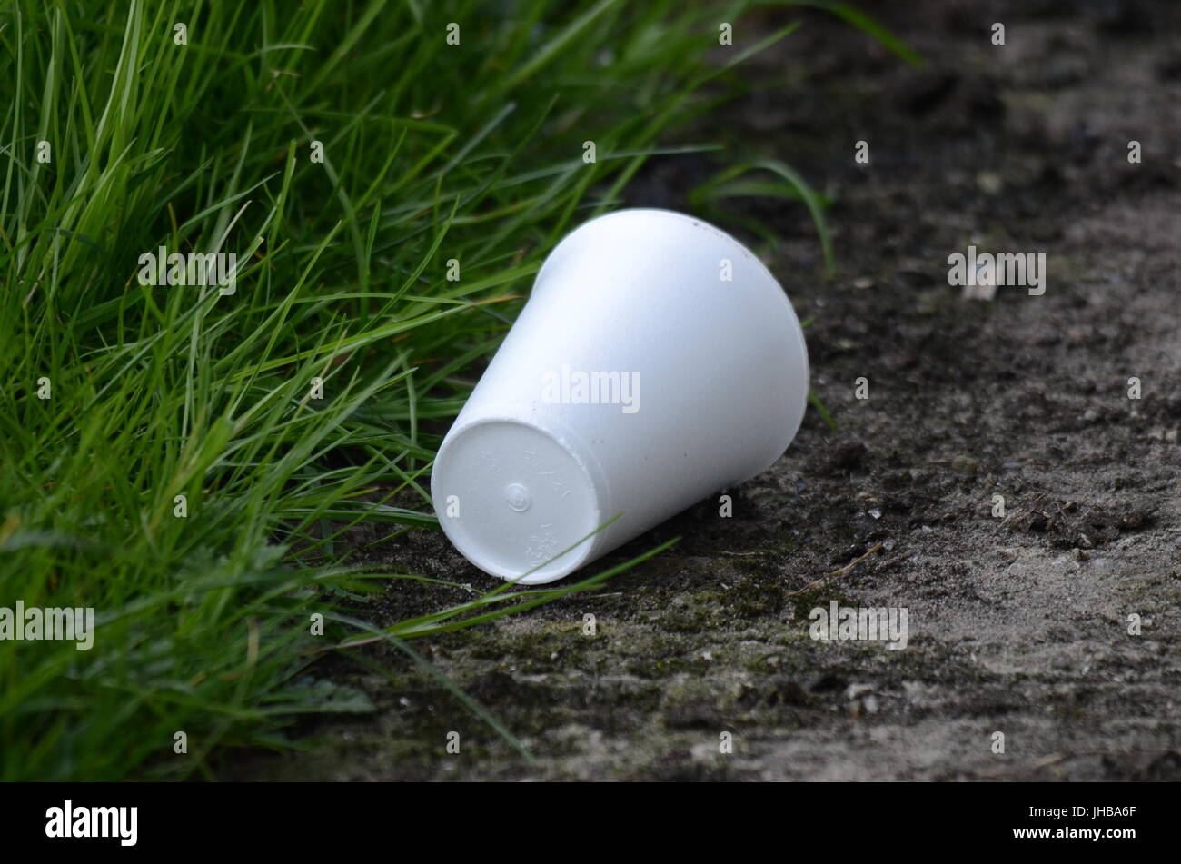 Dropped cup on country path hi-res stock photography and images - Alamy