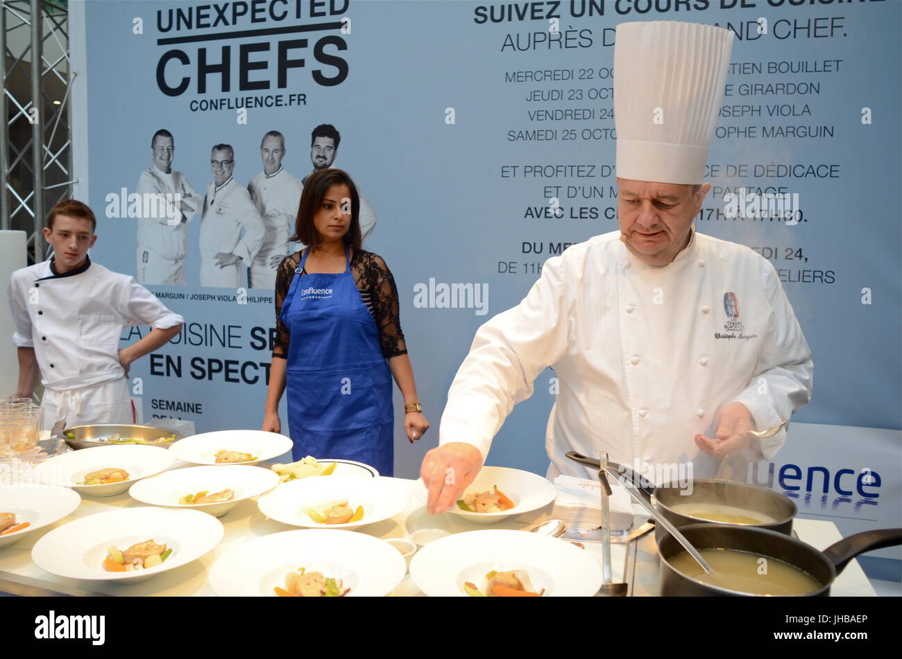French cooking lesson hi-res stock photography and images - Alamy
