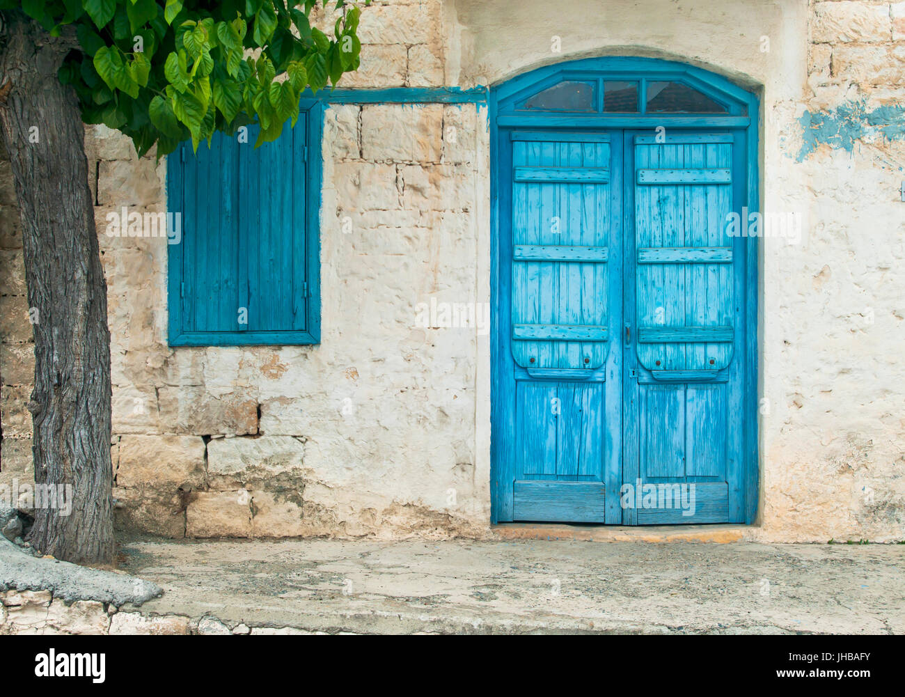 Traditional stone house cyprus hi-res stock photography and images - Alamy
