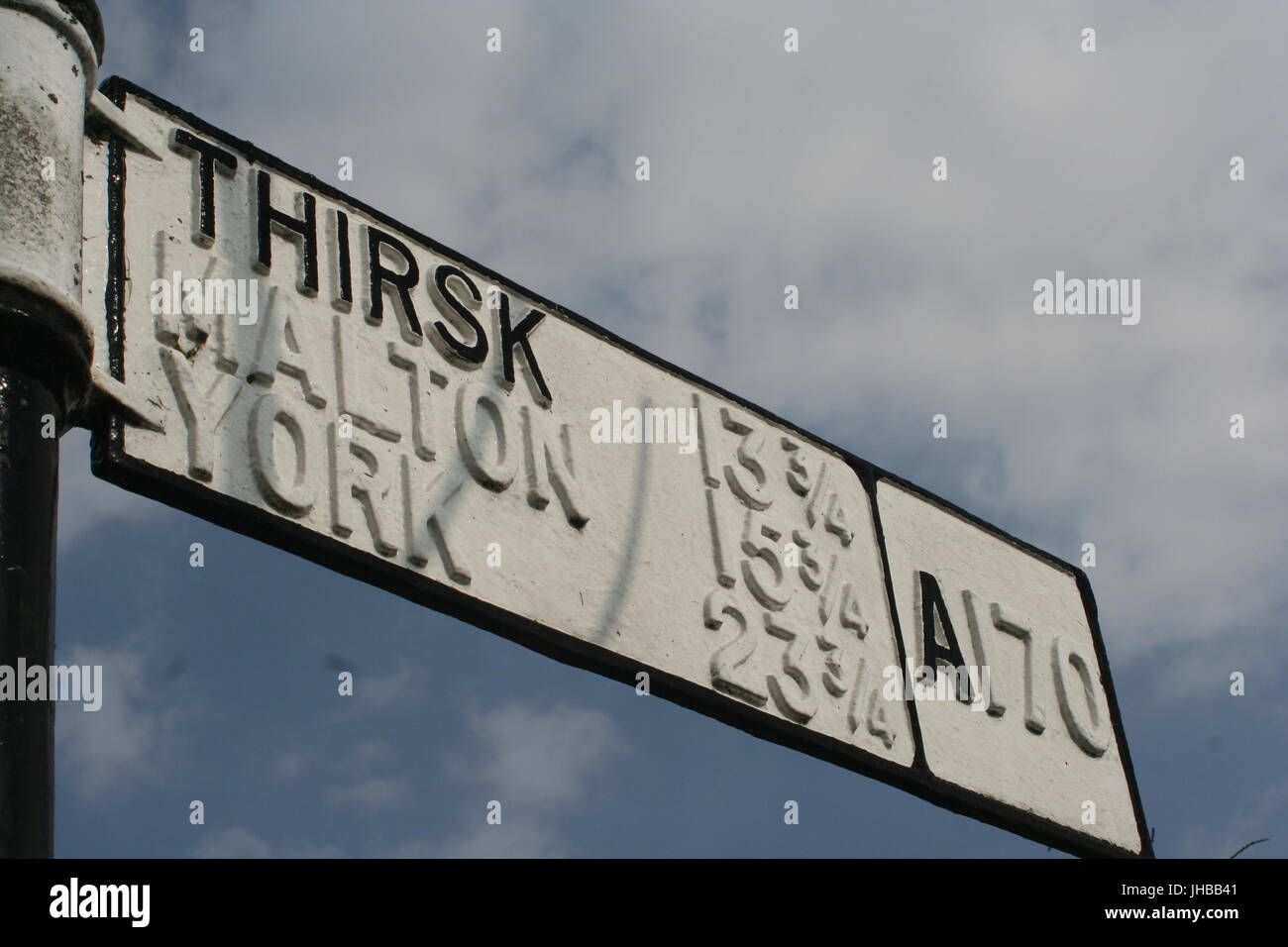 Road Sign in Helmsley Stock Photo - Alamy