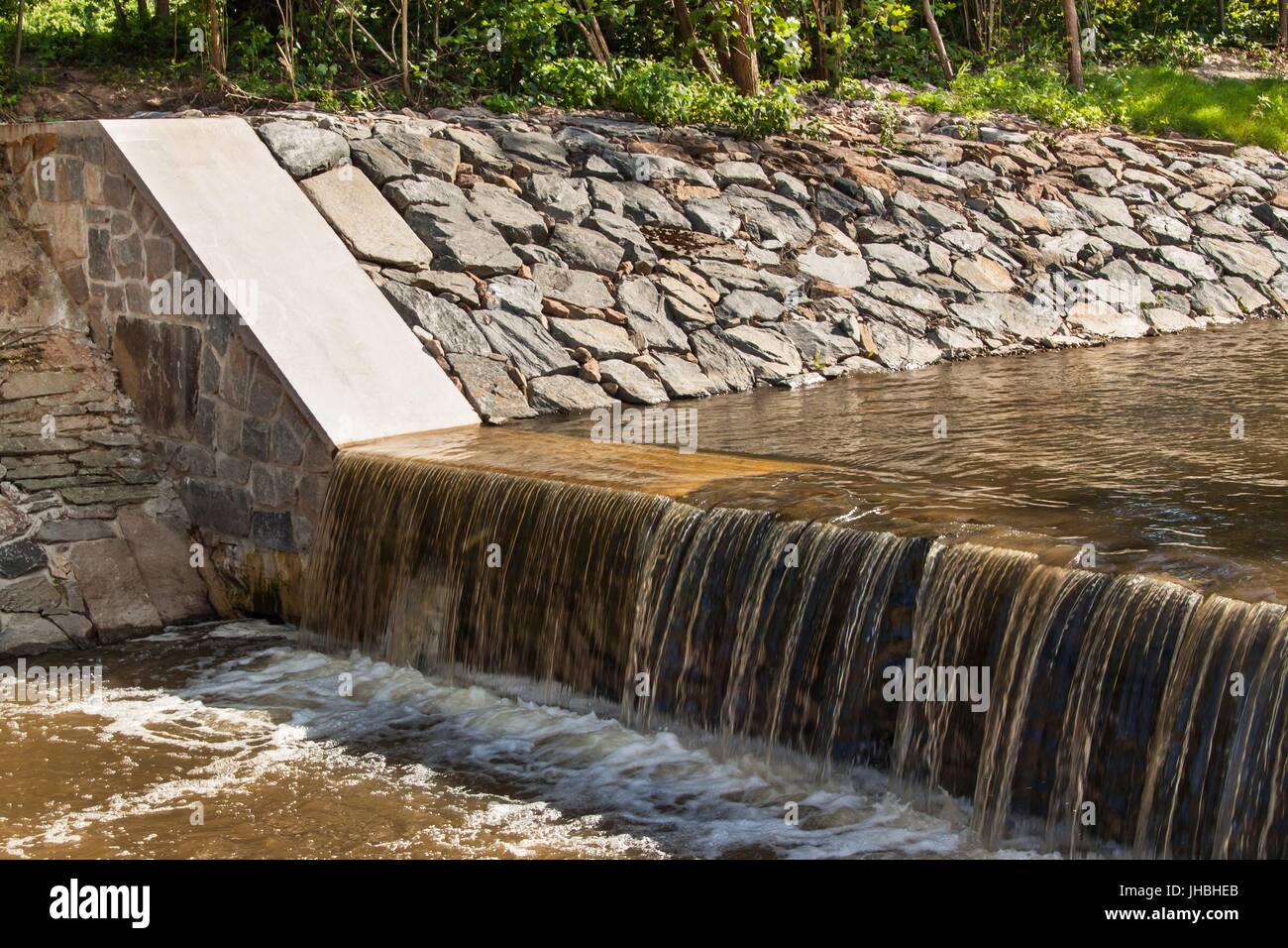 Trough dam hi-res stock photography and images - Alamy