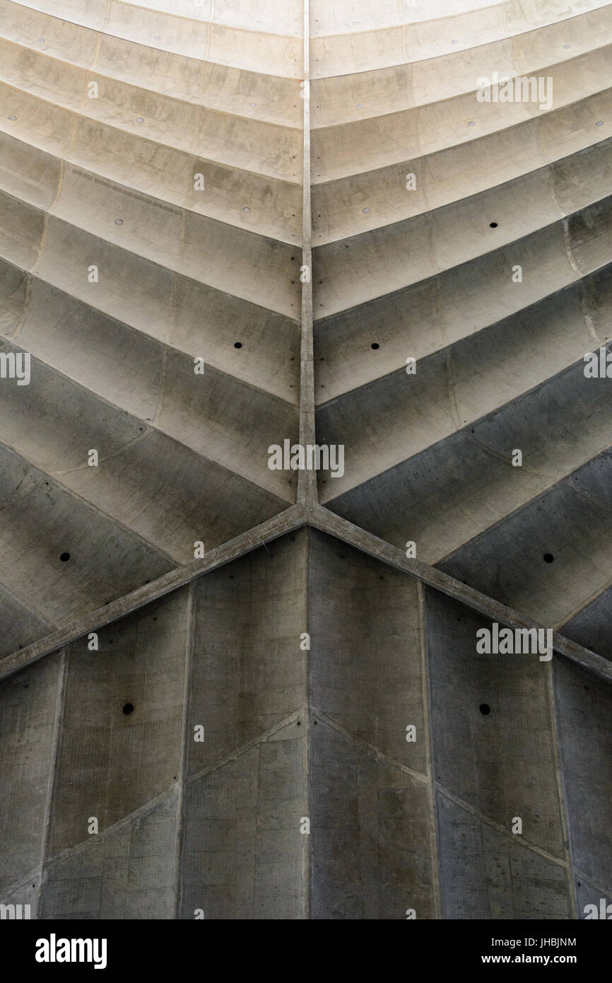 Concrete fishbone or leaf design background Stock Photo - Alamy
