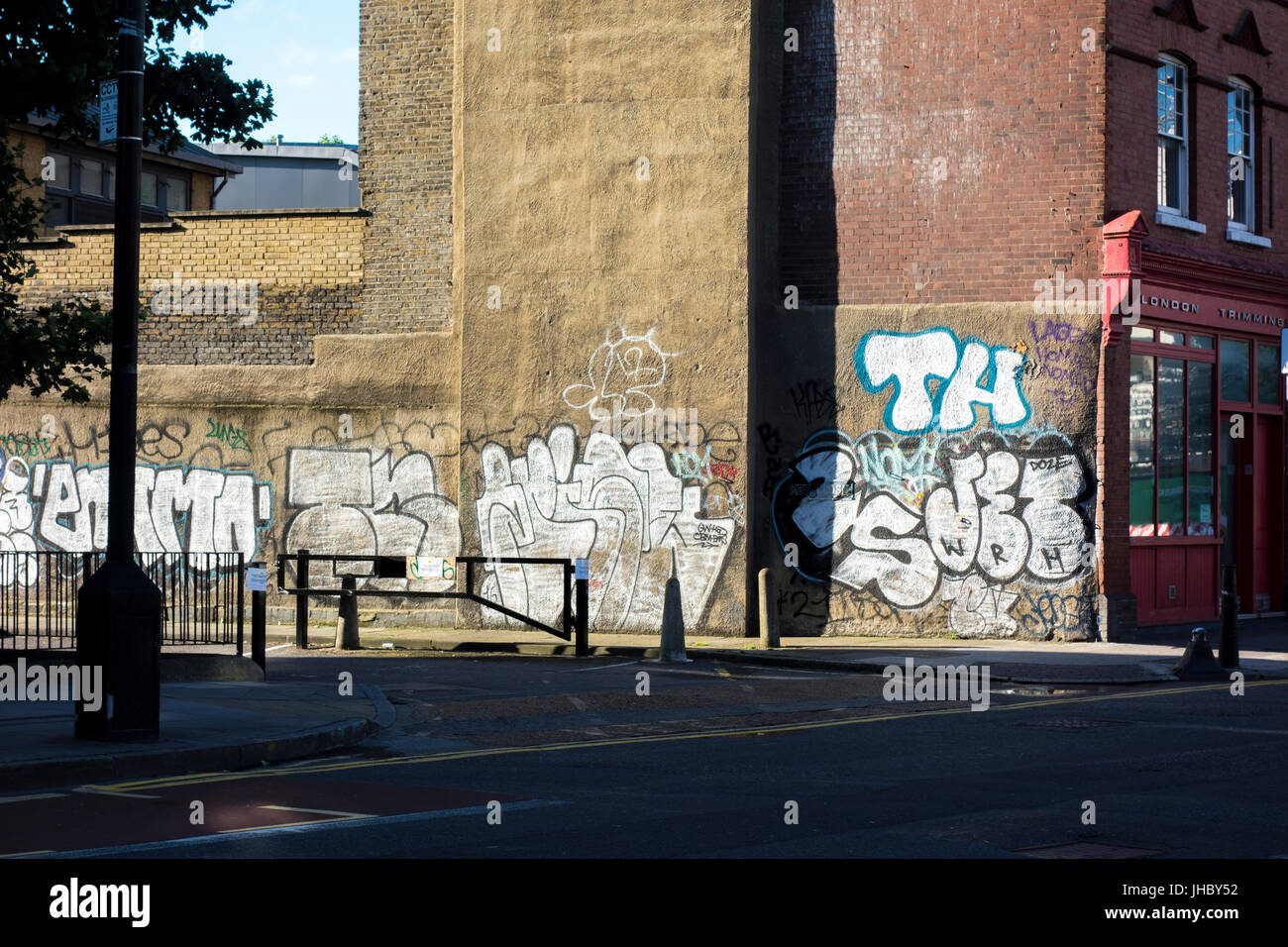 Tower hamlets graffiti hi-res stock photography and images - Alamy