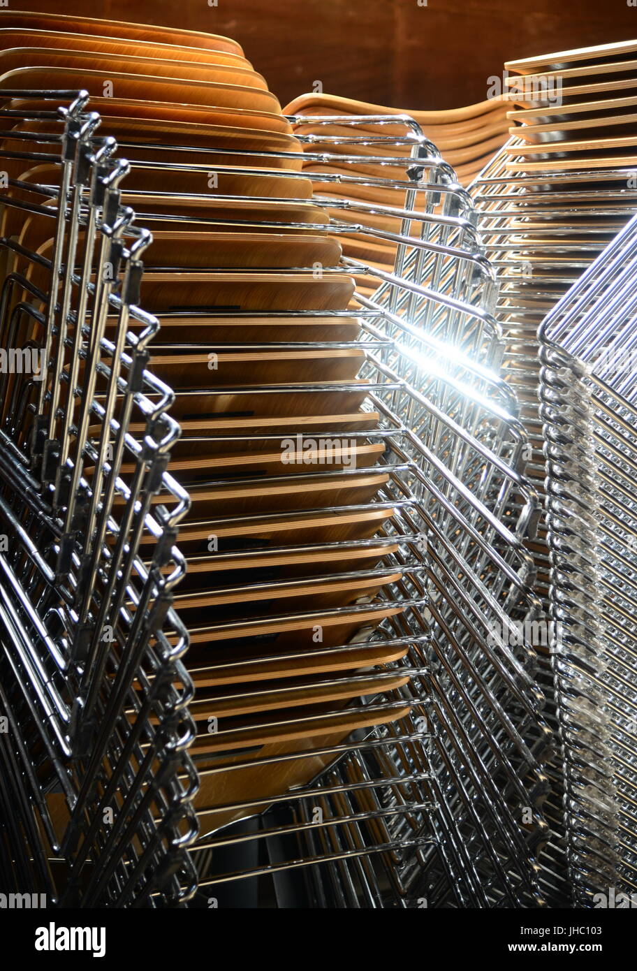Bunch of chairs hi-res stock photography and images - Alamy