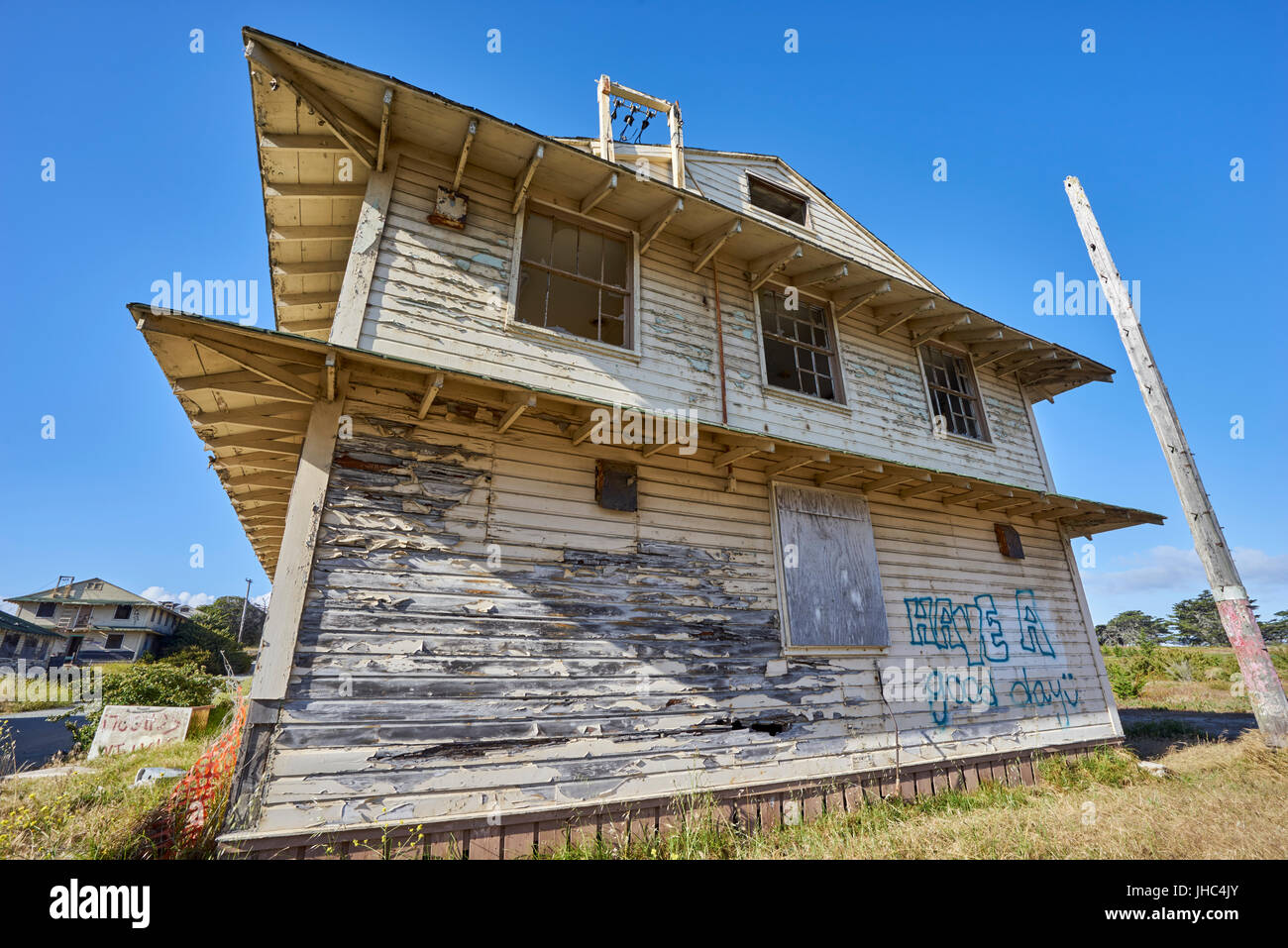 Blown up houses hi-res stock photography and images - Alamy
