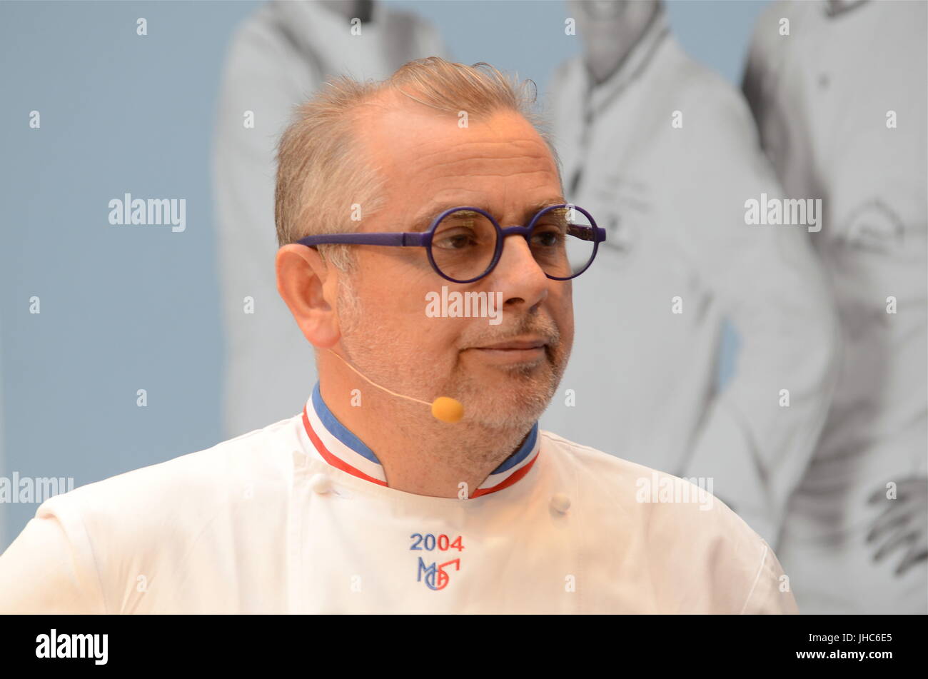 French Chef Joseph Viola delivers public cooking lesson, Lyon (France ...