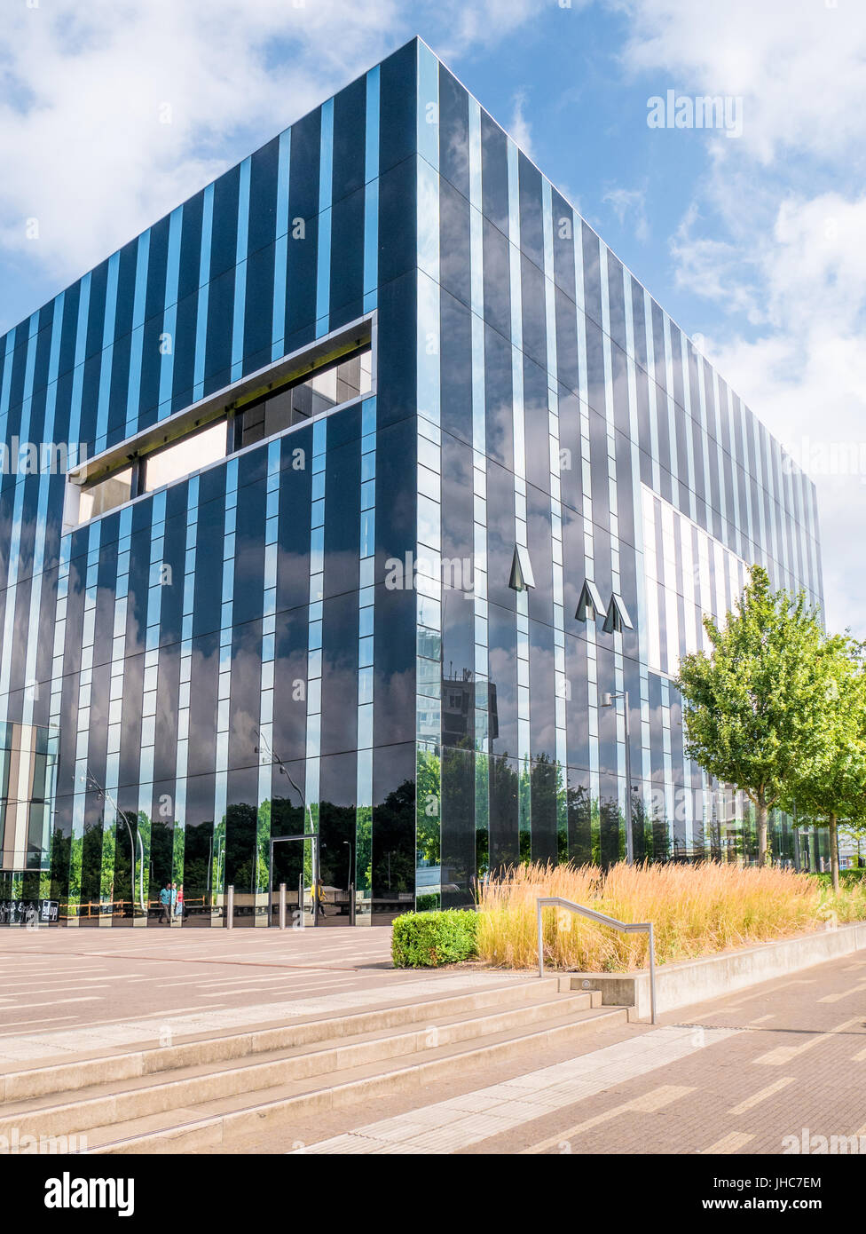 Cuboid architecture hi-res stock photography and images - Alamy