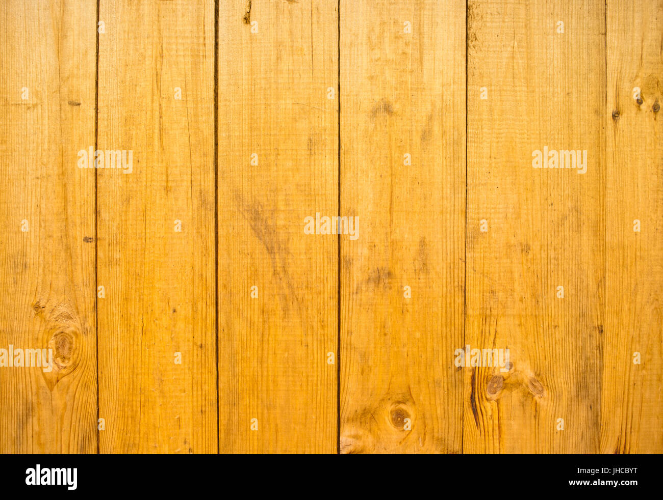 Wooden plates hi-res stock photography and images - Alamy