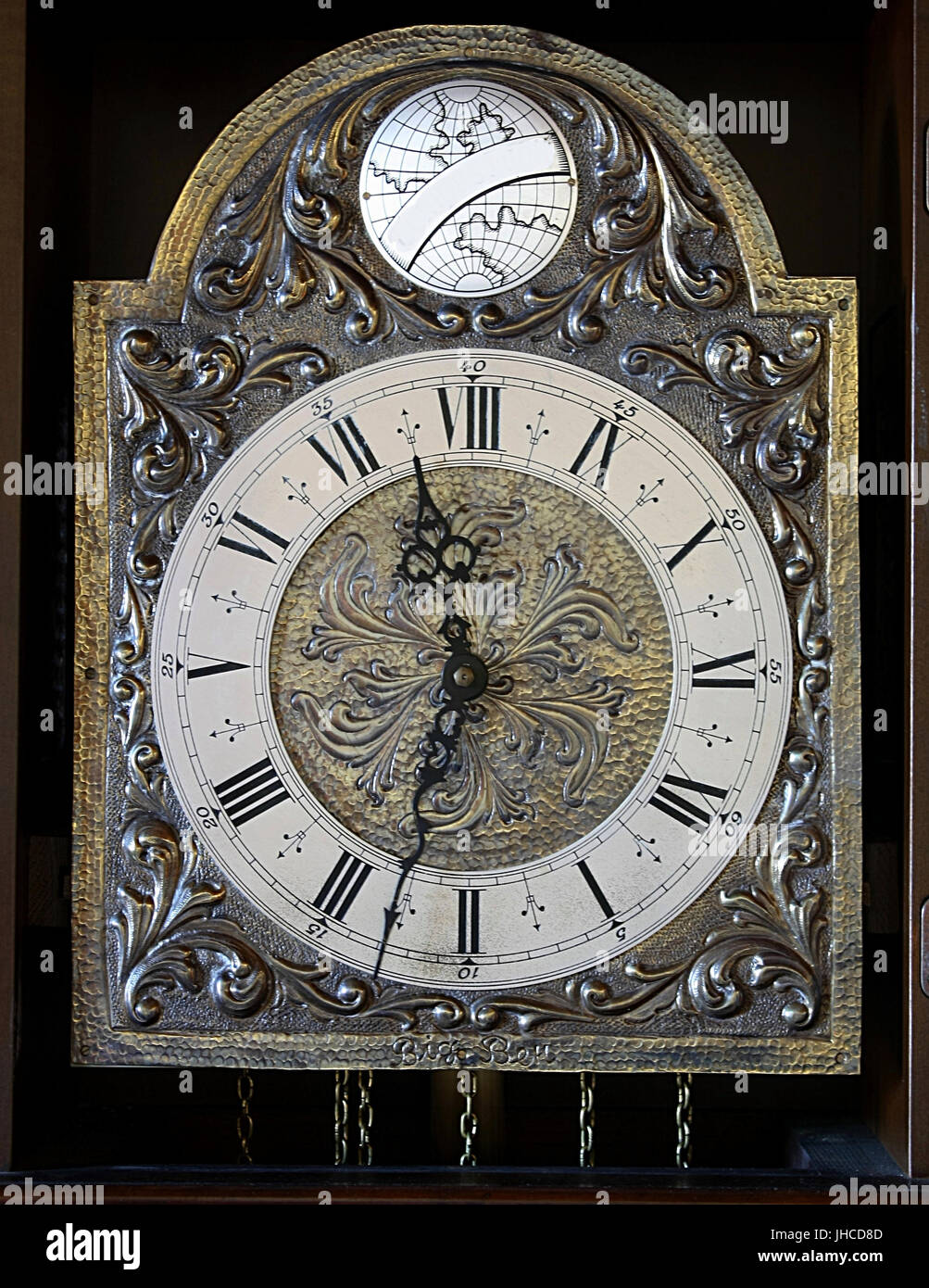 Pendulum clock mechanism hi-res stock photography and images - Alamy