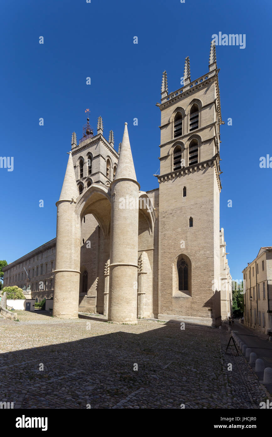 France medieval architecture hi-res stock photography and images - Alamy