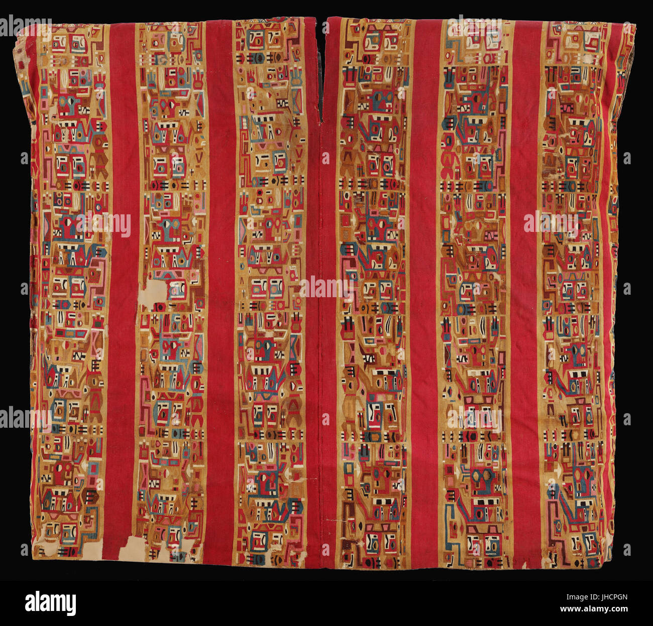 Huari style - Unku with designs of stylized figures Stock Photo - Alamy