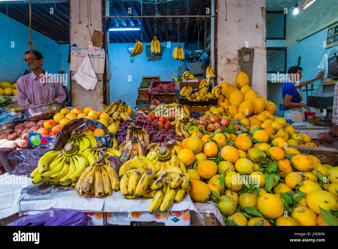 Fes fruits in the souks of fes hi-res stock photography and images - Alamy