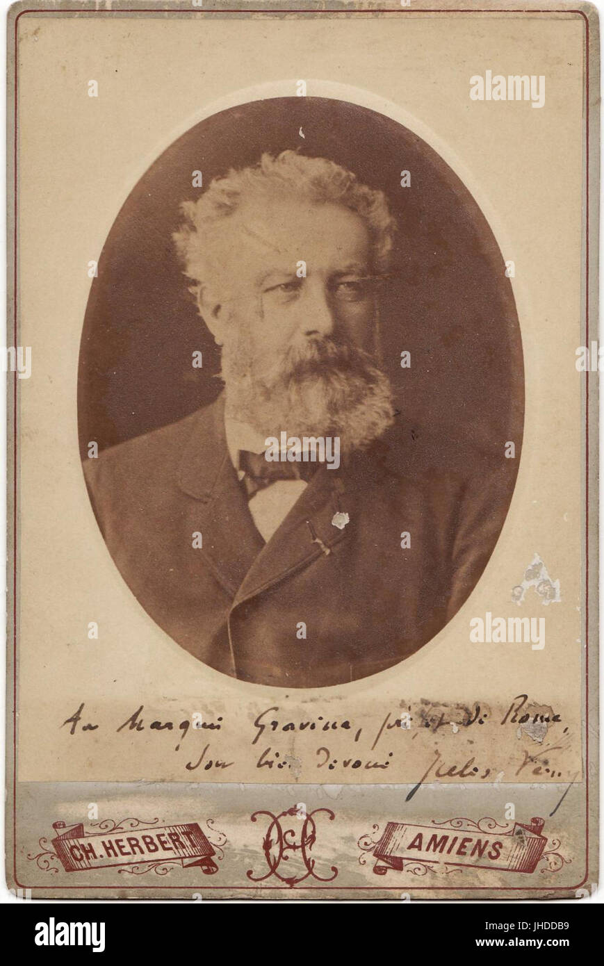Jules verne portrait hi-res stock photography and images - Alamy
