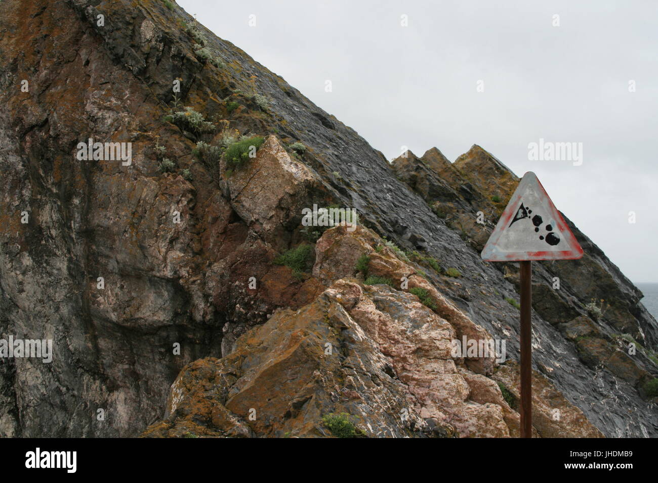 warning sign, falling rocks sign, rock fall, rock falling sign, coastal ...