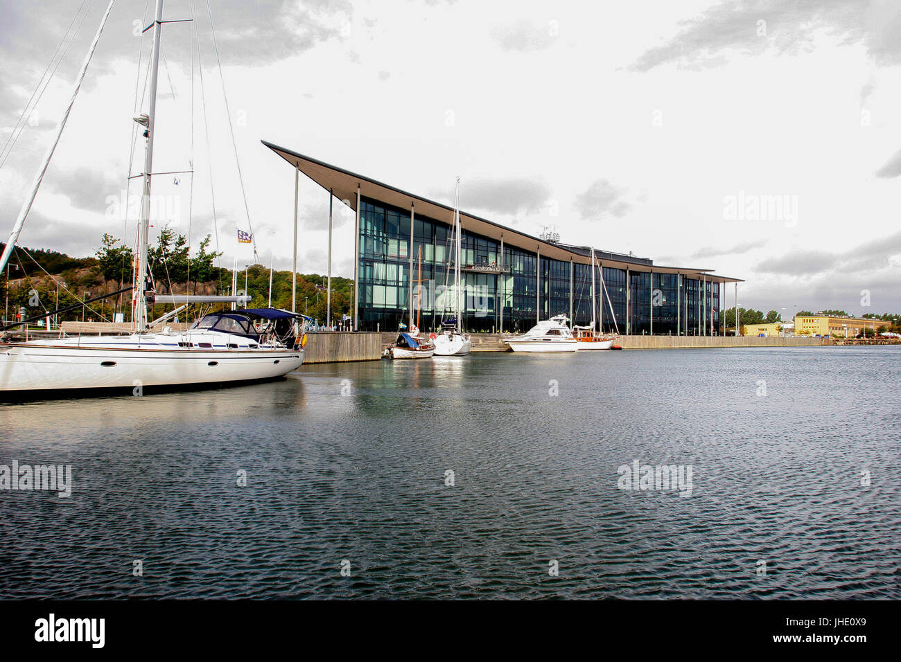 Tv and radio building hi-res stock photography and images - Alamy