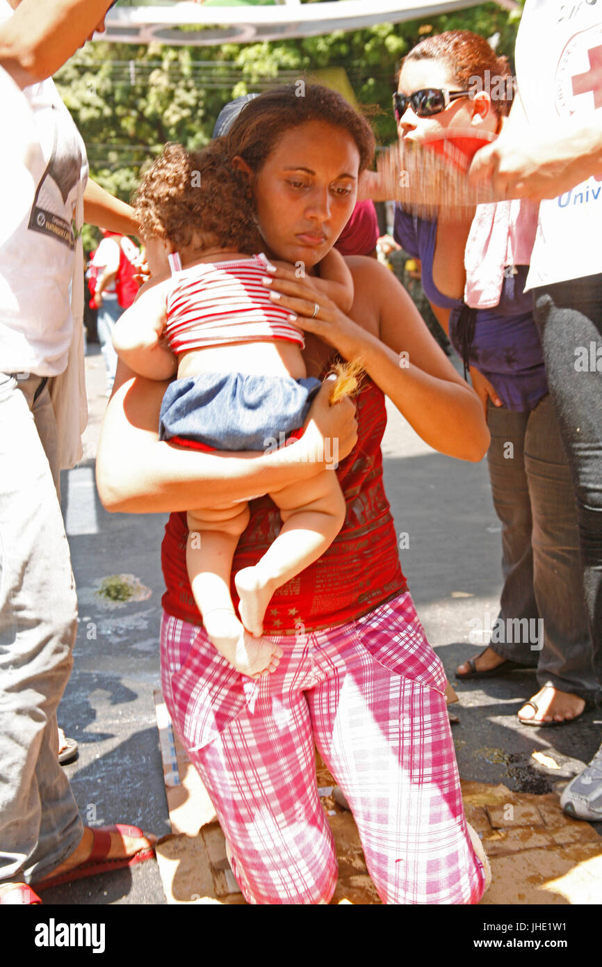 Brazilian mother and daughter hi-res stock photography and images - Alamy