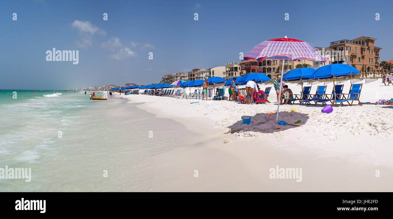 Panoramic view of a white beach hi-res stock photography and images - Alamy