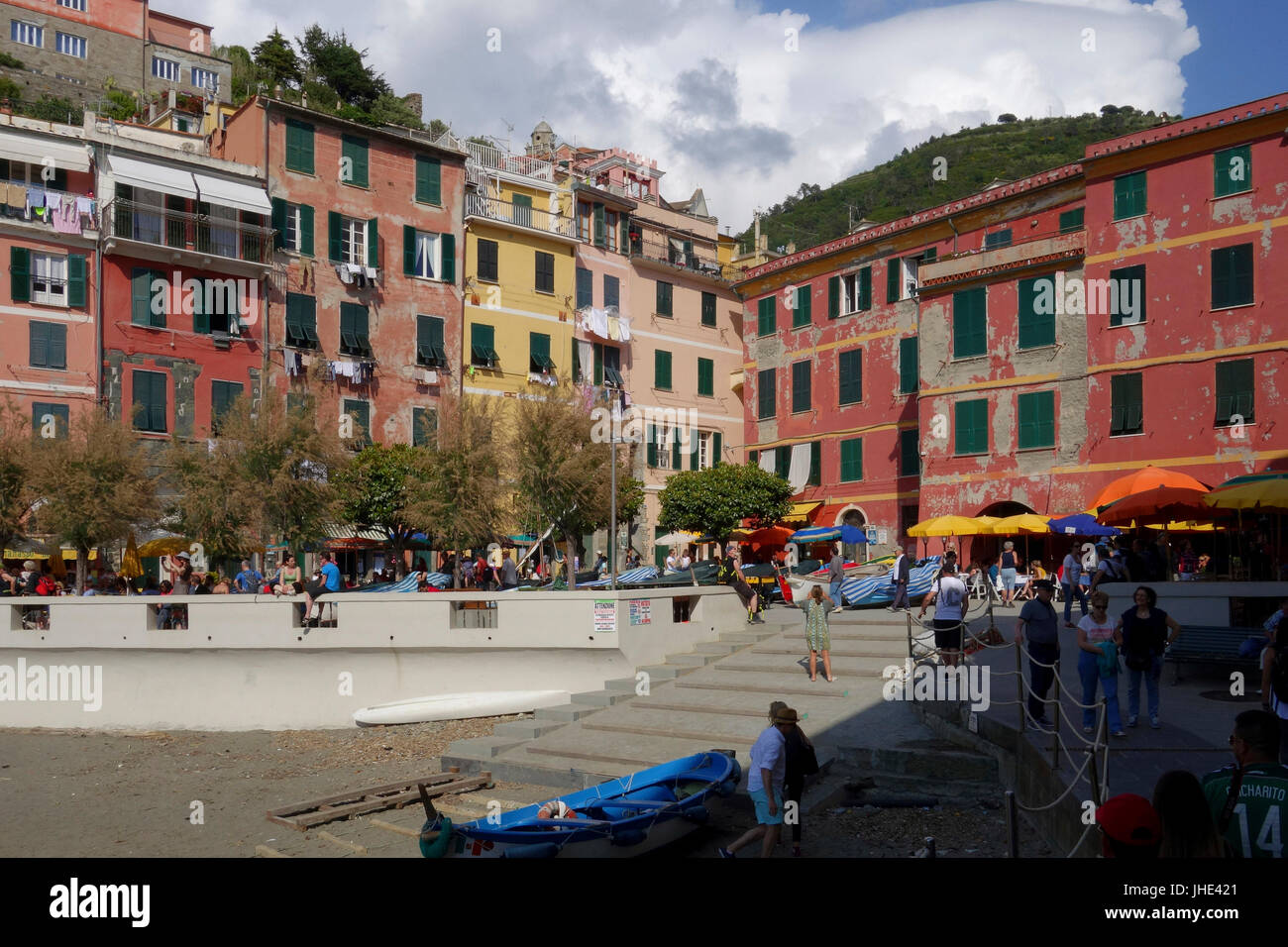 Piazza Marconi, Vernazza, Cinquei Terre, Italy Stock Photo - Alamy