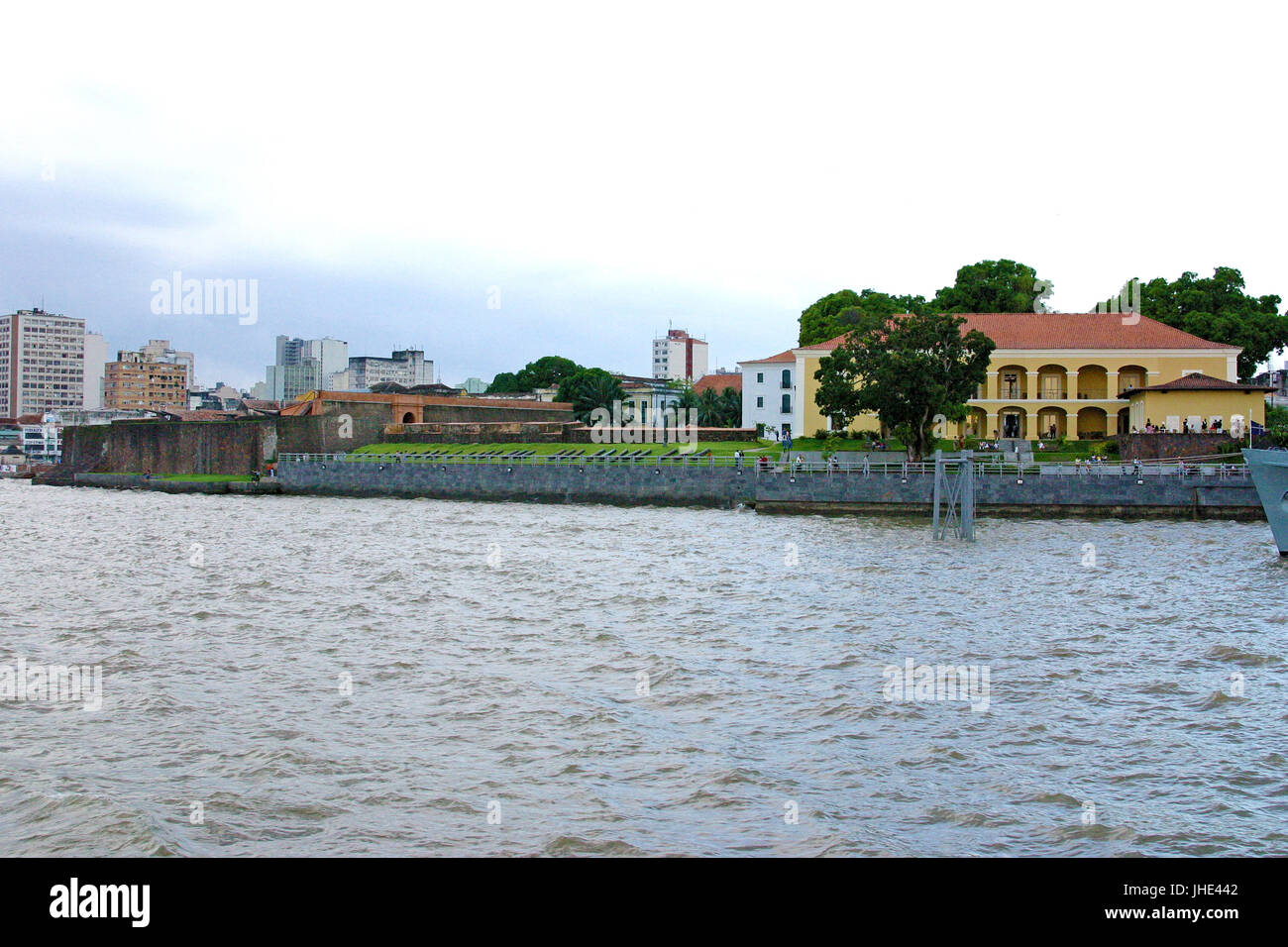 Forte do castelo do santo cristo do presepio de belem hi-res stock ...