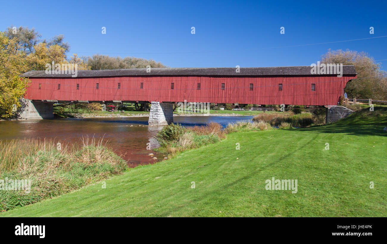 Montrose covered bridge (Kissing Bridge) at West Montrose, Waterloo ...