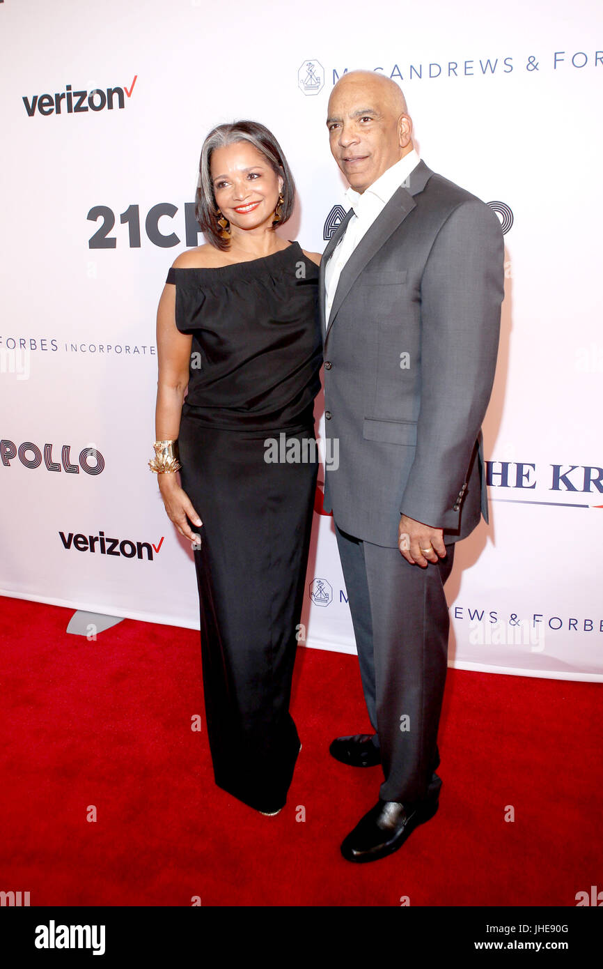 Apollo Spring Gala 2017 at the Apollo Theater in New York City ...