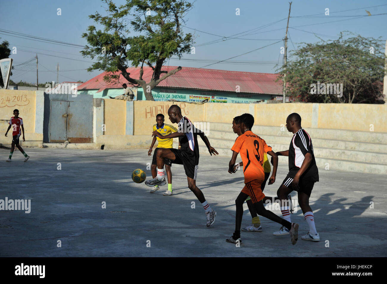 Police football match hi-res stock photography and images - Alamy