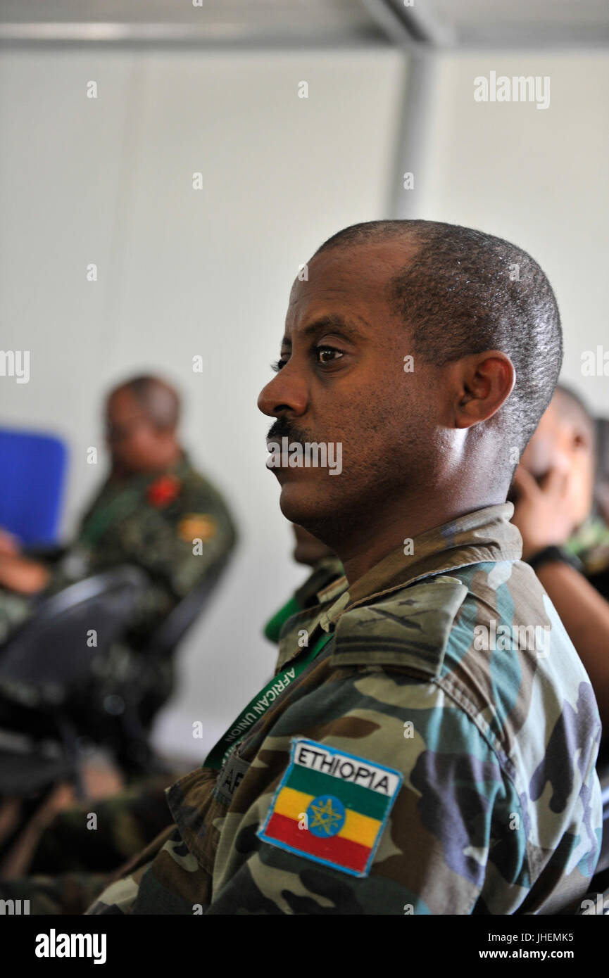 Gender in conflict zones hi-res stock photography and images - Alamy