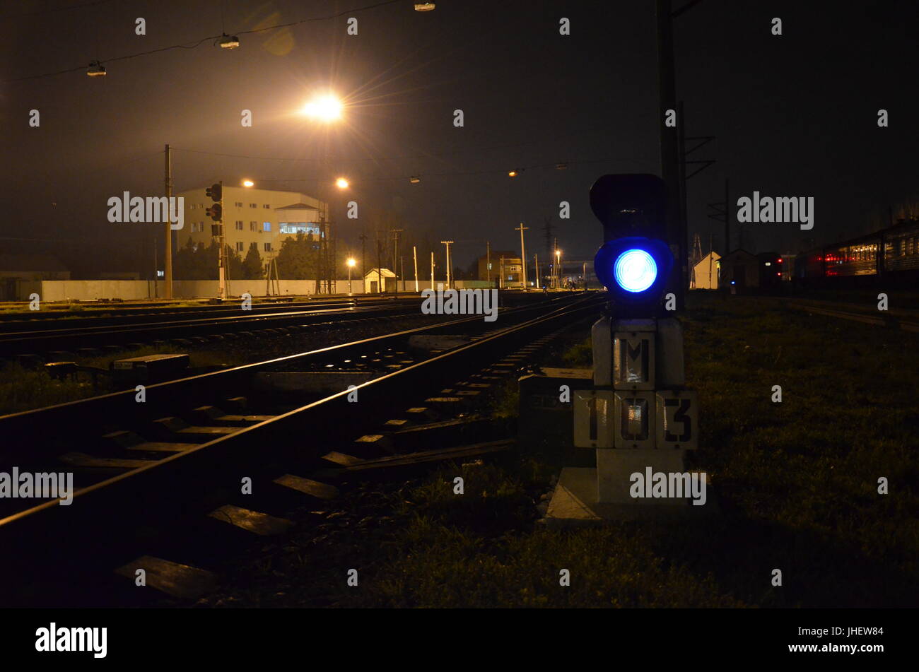 Night railway hi-res stock photography and images - Alamy