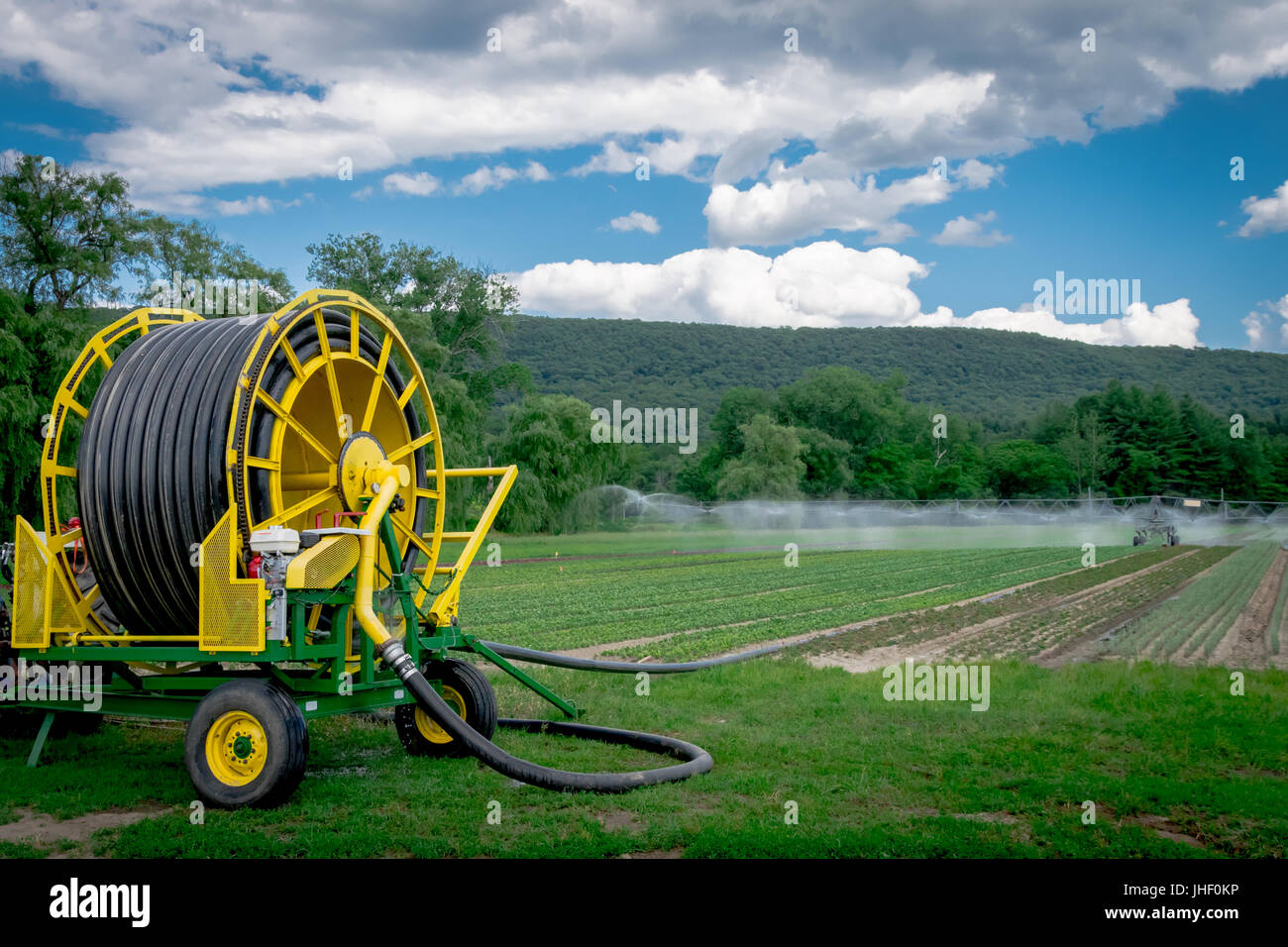 Farm land irrigation hi-res stock photography and images - Alamy