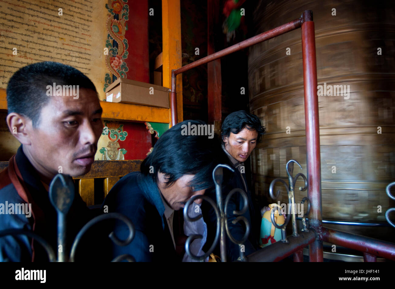 Praying inside temple hi-res stock photography and images - Alamy
