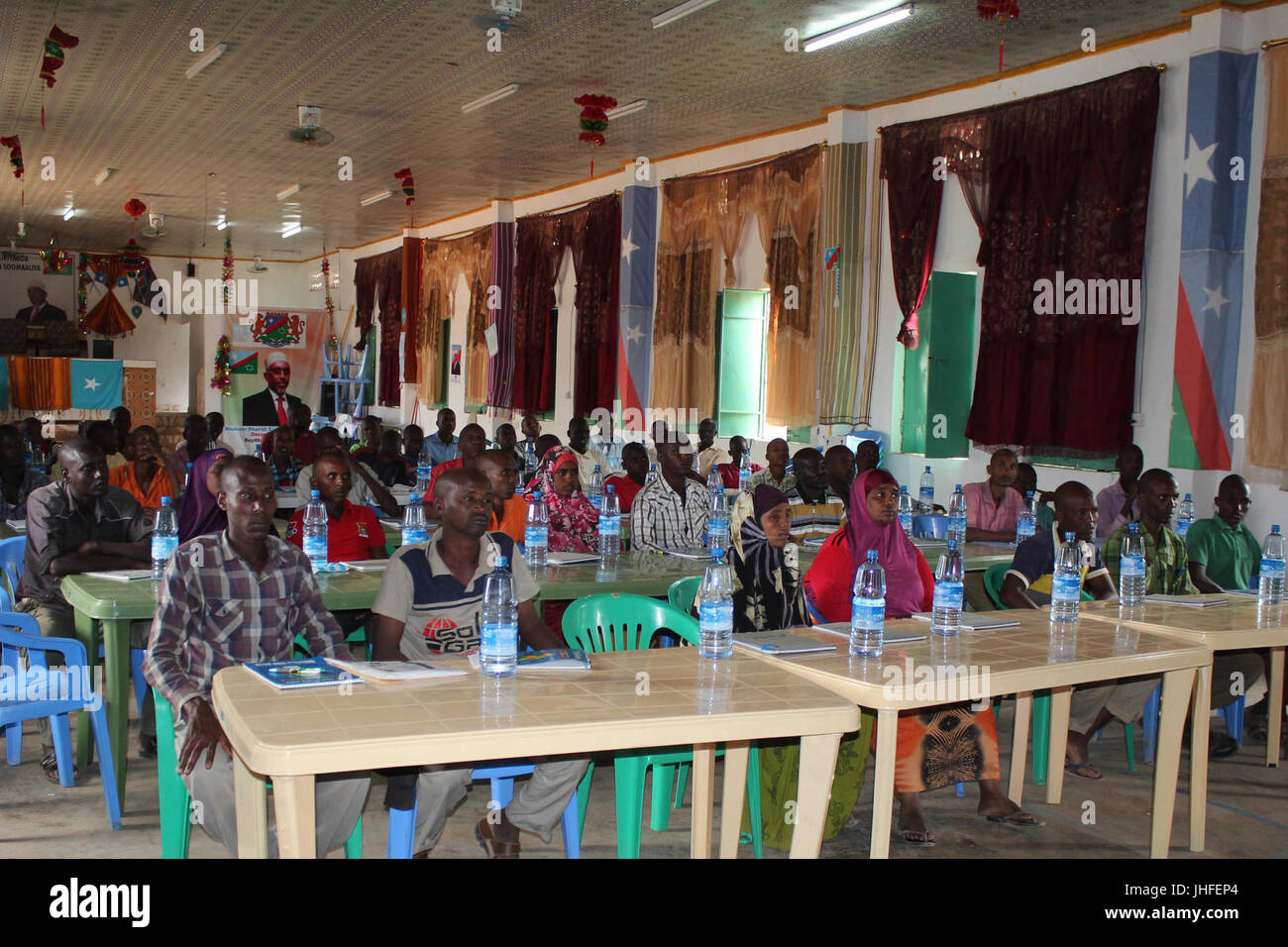 Spf 18 hi-res stock photography and images - Alamy