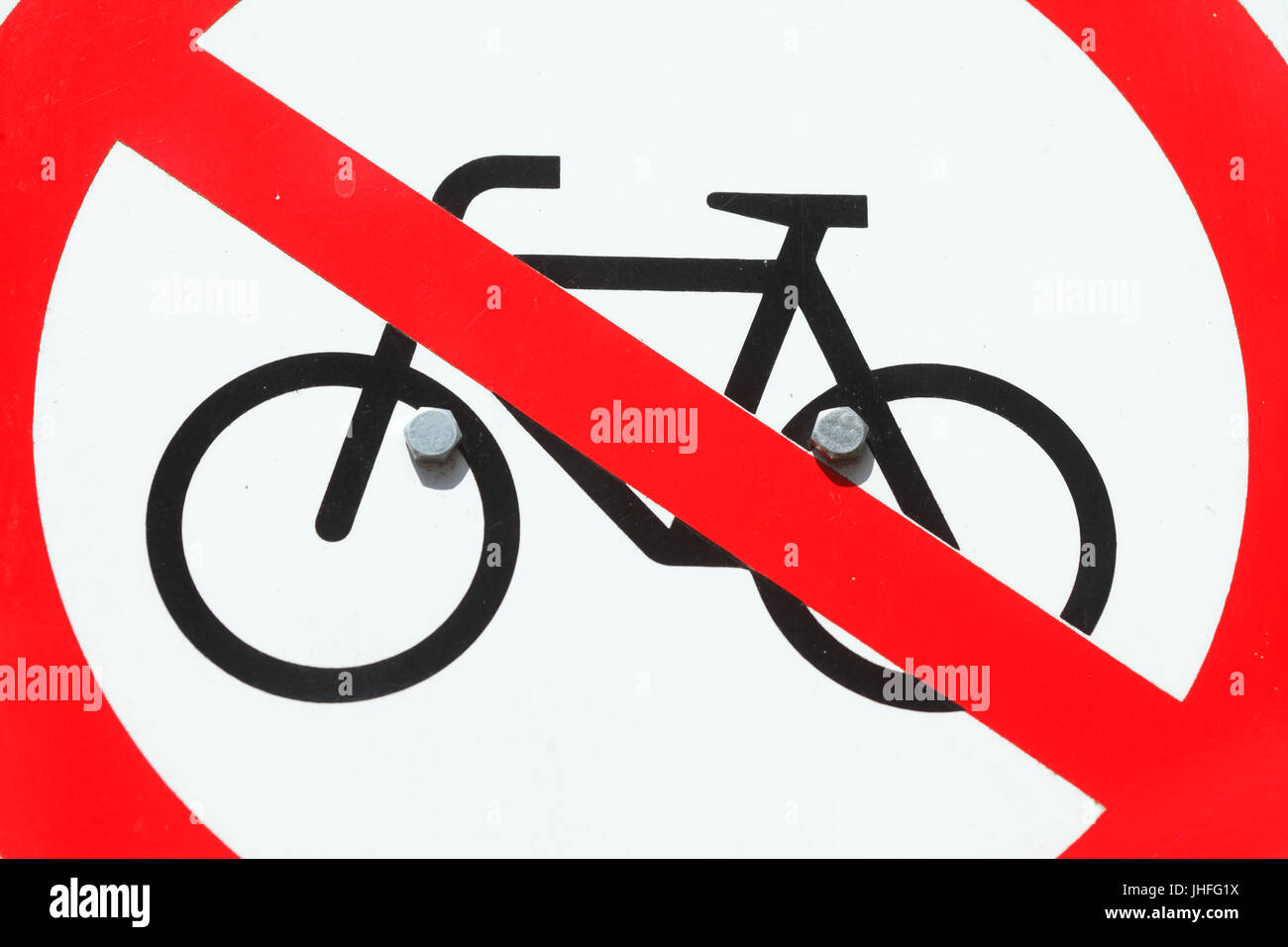 prohibition sign no bicycle, road sign Stock Photo - Alamy