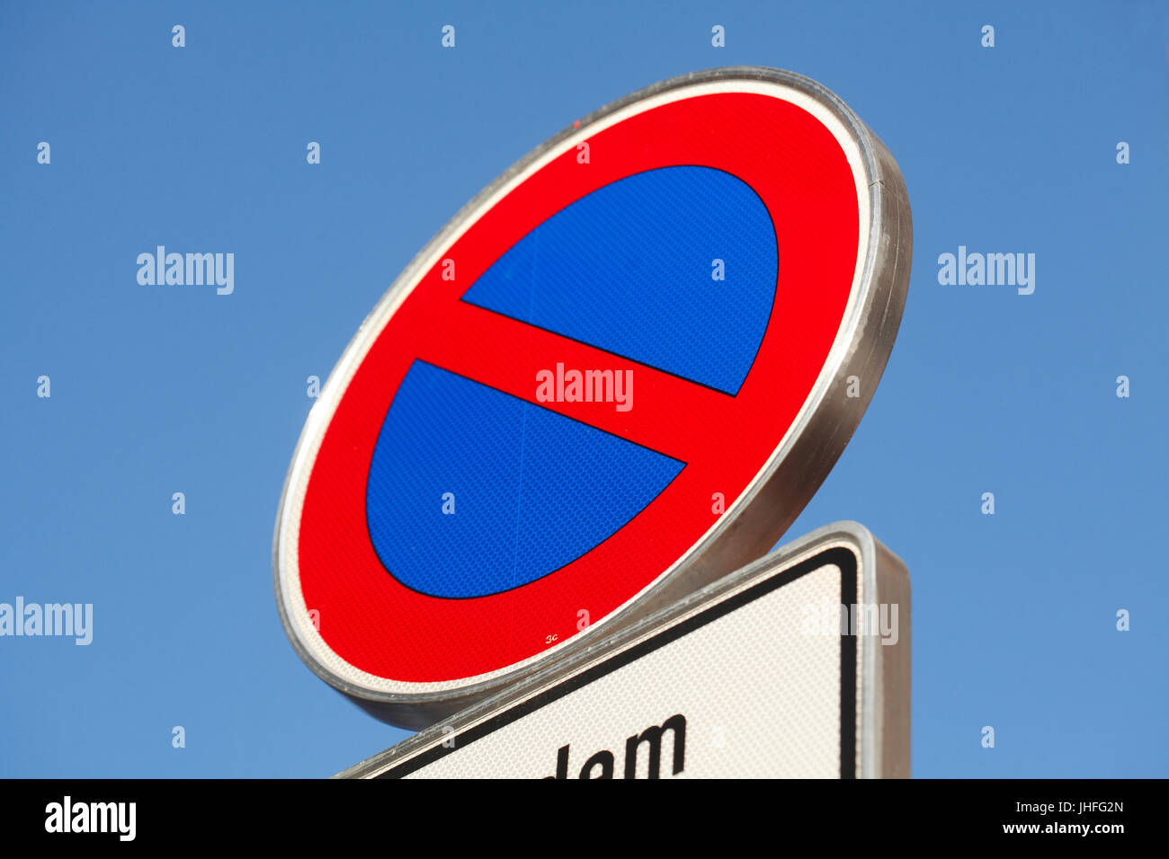 Road sign no parking germany hi-res stock photography and images - Alamy