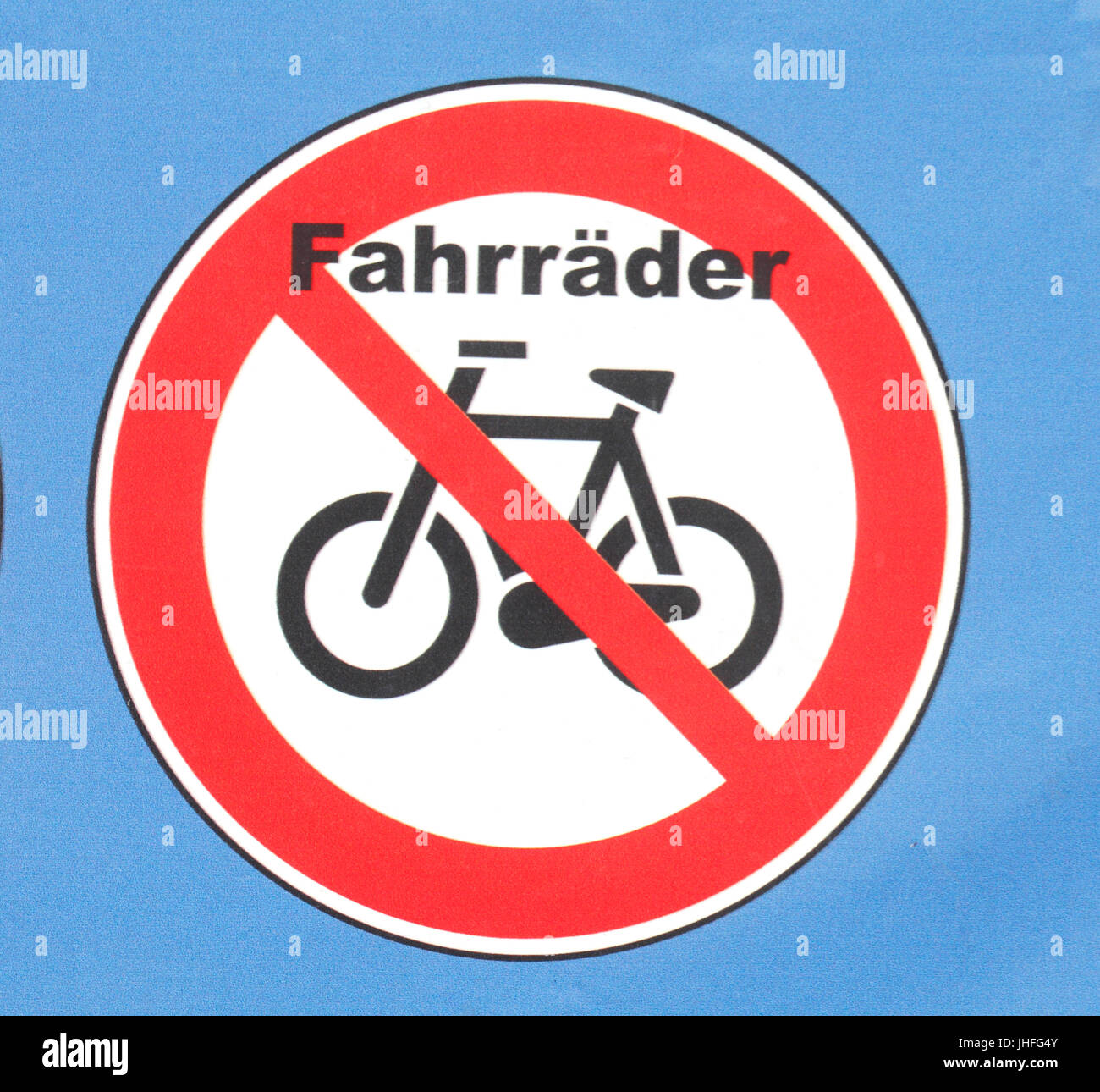 prohibition sign no bicycle, road sign Stock Photo - Alamy