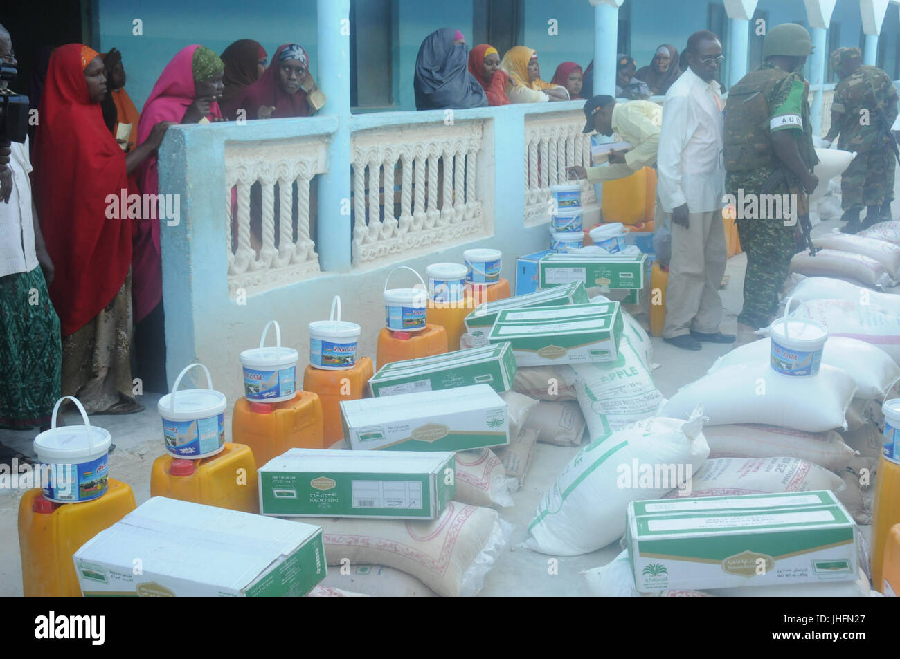 Support distribution hi-res stock photography and images - Alamy