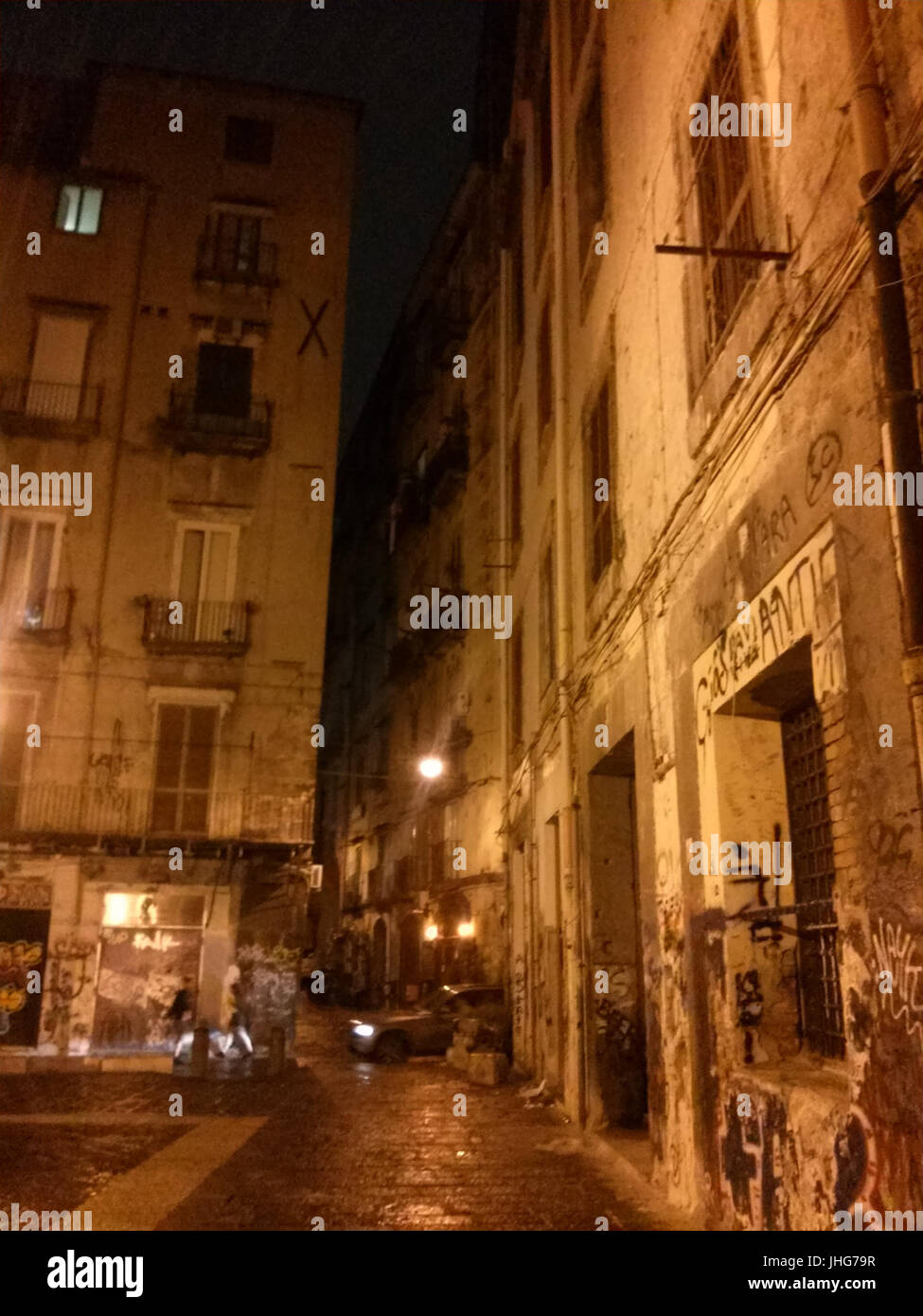 Napoli streets hi-res stock photography and images - Alamy