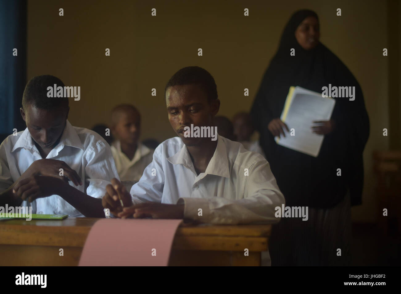 Blind student classroom hi-res stock photography and images - Alamy