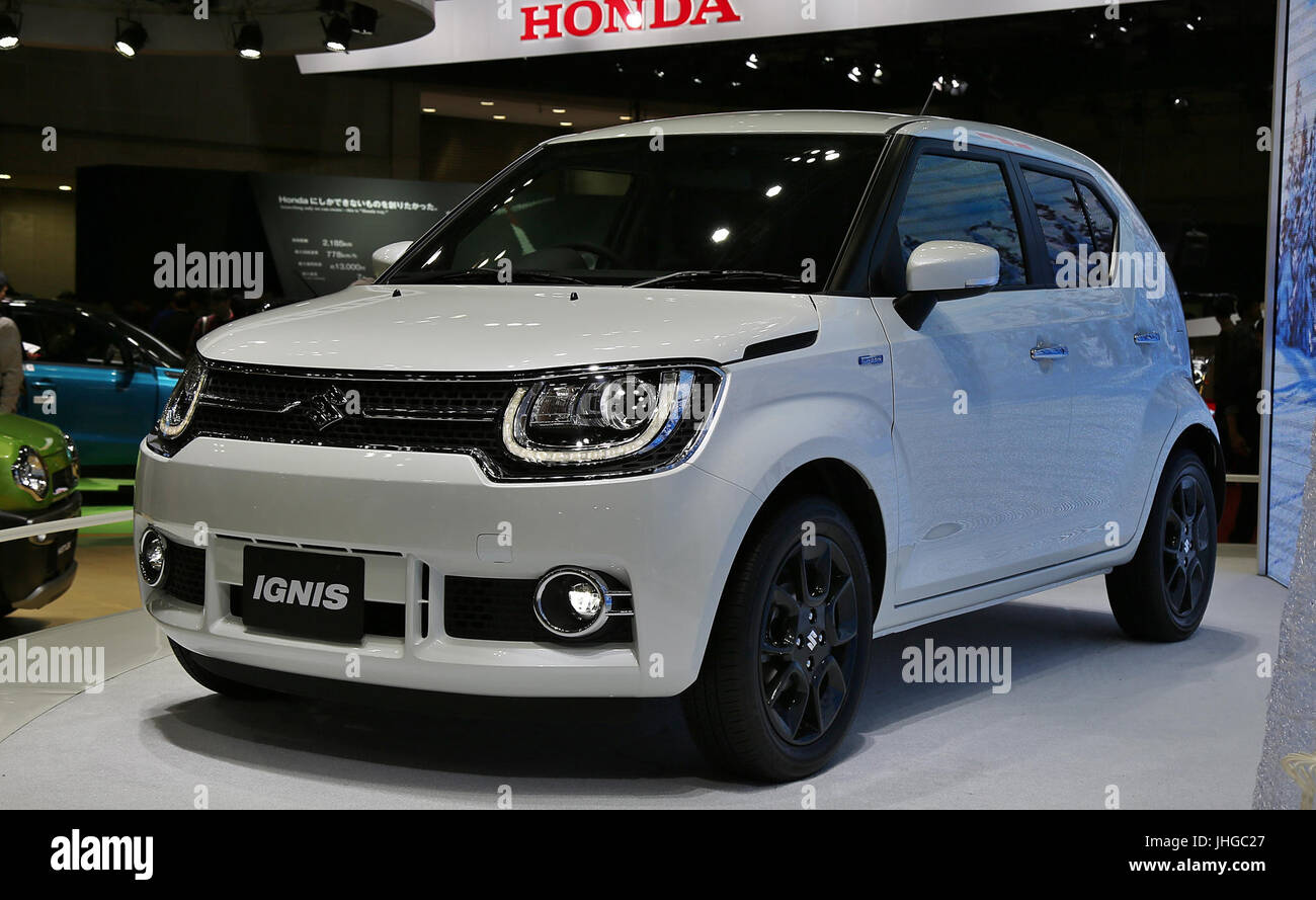 Suzuki ignis hatchback hi-res stock photography and images - Alamy