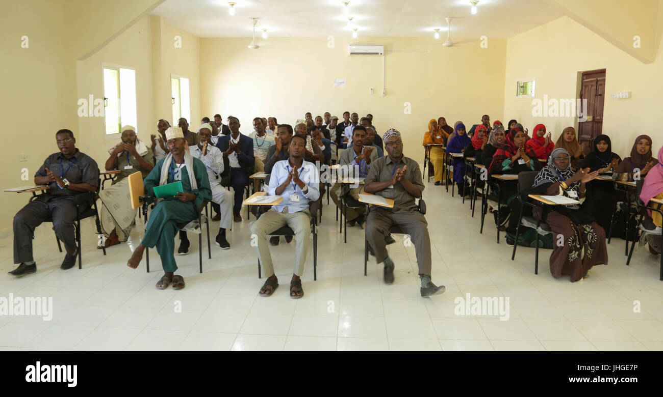 2016 05 Lower House Garowe-9 (30679040642 Stock Photo - Alamy