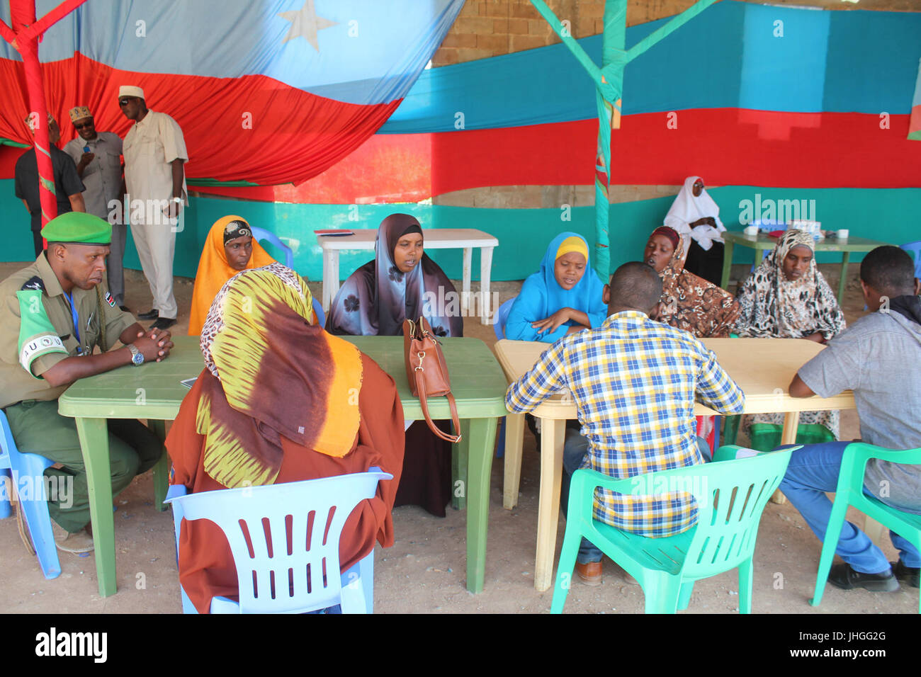 Vetting art hi-res stock photography and images - Alamy