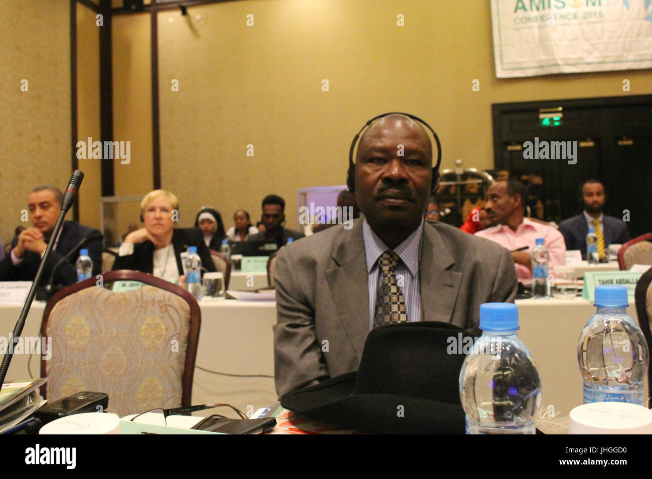 Countering hi-res stock photography and images - Alamy