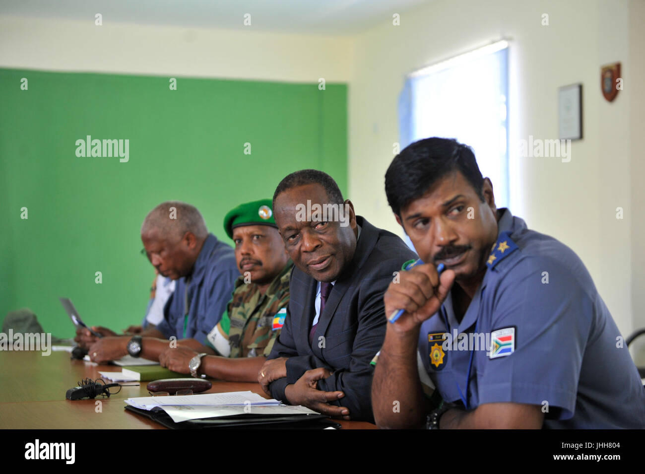 Rebuilding somalia hi-res stock photography and images - Alamy