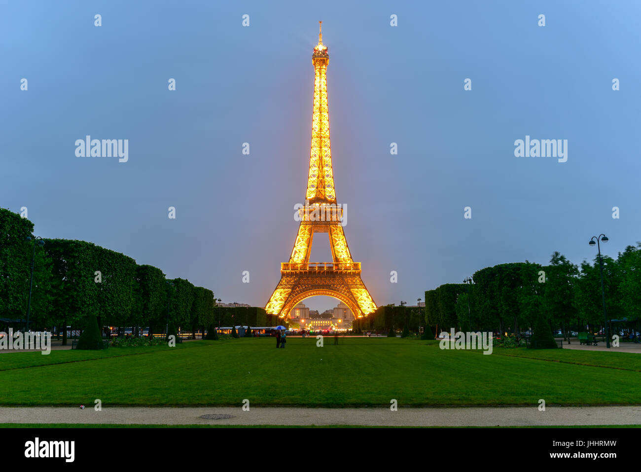 Drizzly hi-res stock photography and images - Alamy