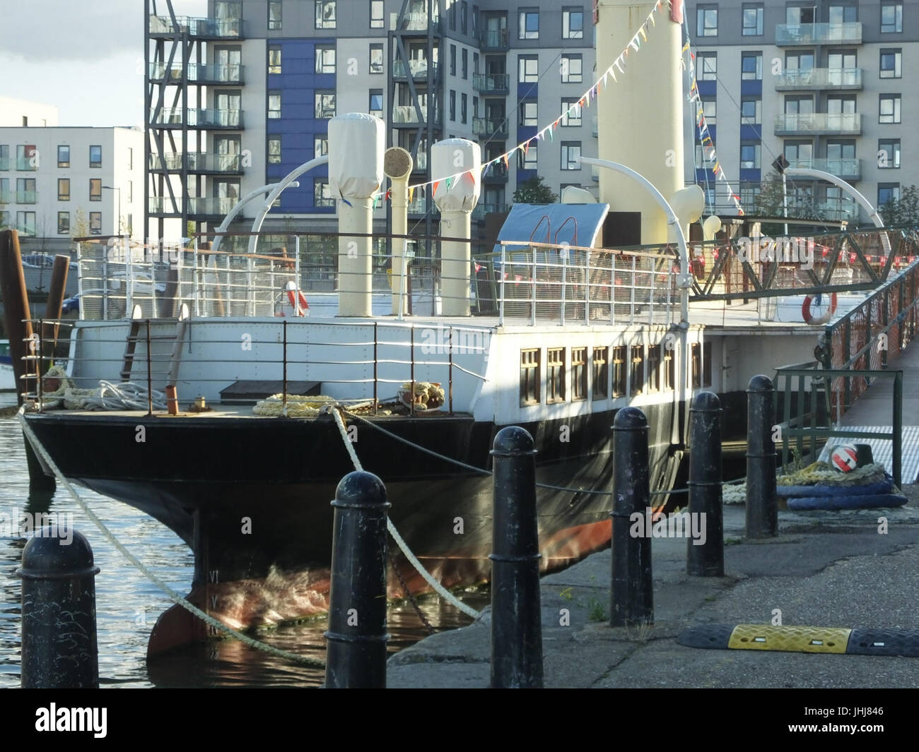 Medway queen hi-res stock photography and images - Alamy