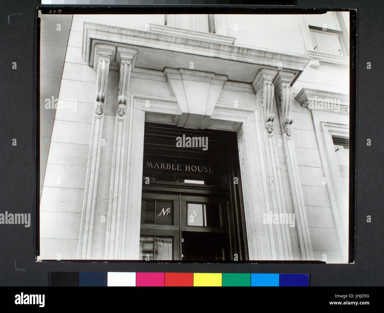 Fifth avenue mansion house hi-res stock photography and images - Alamy